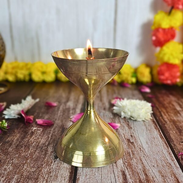 14 CM Brass Akhand Jyot Diya for Temple & Home Use – Shrivara.com